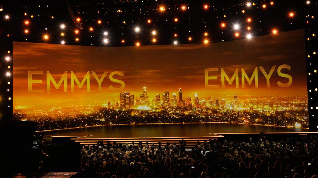 Αναβλήθηκαν τα βραβεία Emmy λόγω της ιστορικής απεργίας στο Χόλιγουντ ...